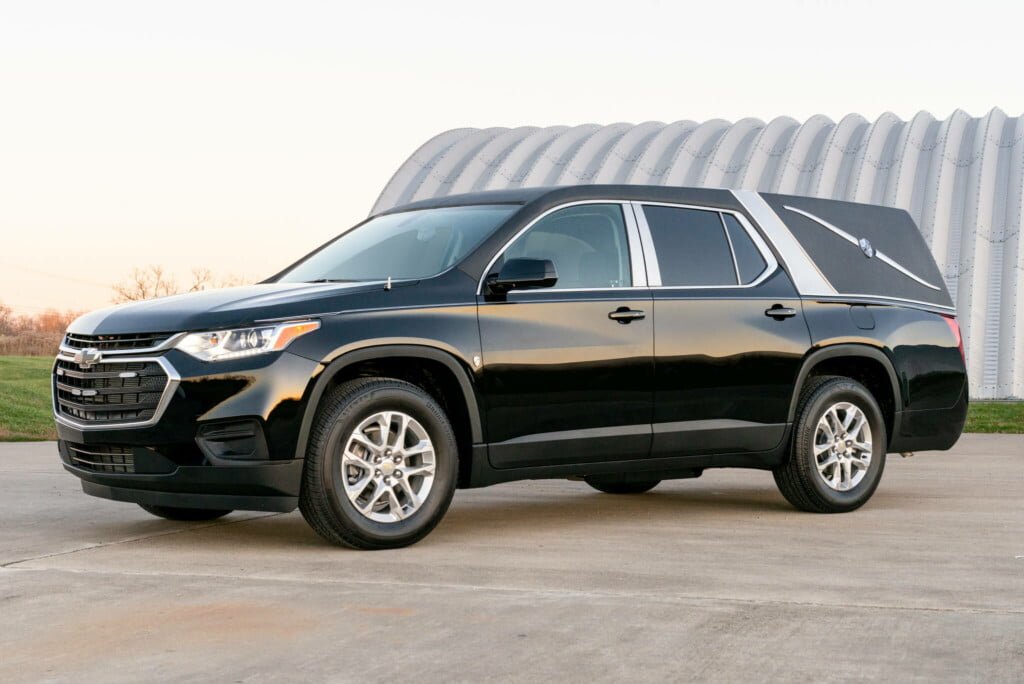 CT Coach Chevy Traverse - Jones Coach Sales